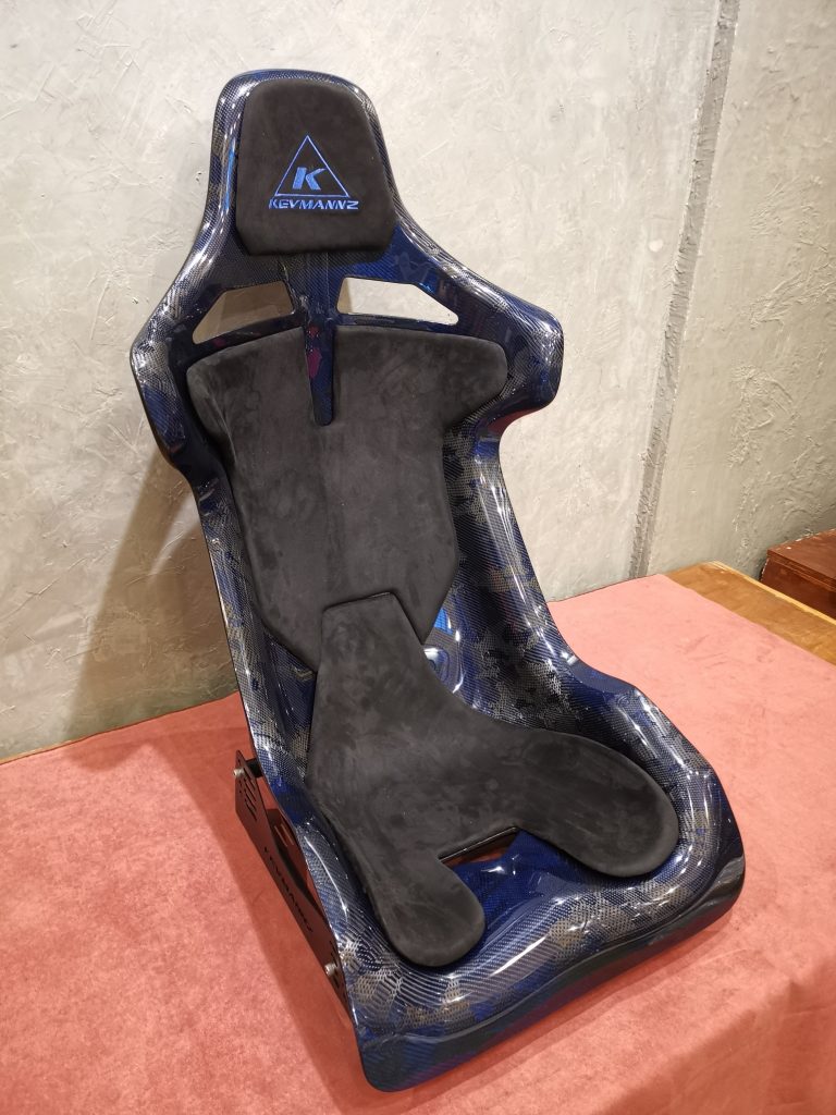 Blue Camo Carbon Fiber Seat V5.0 with Black Alcantara Padding – Kevmannz