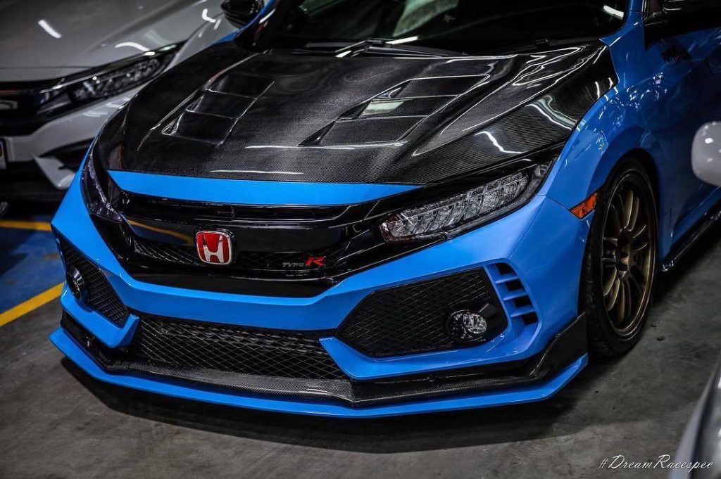 Carbon fiber hood: V-Shape vented style for 10th gen Civic 2016-2020 ...