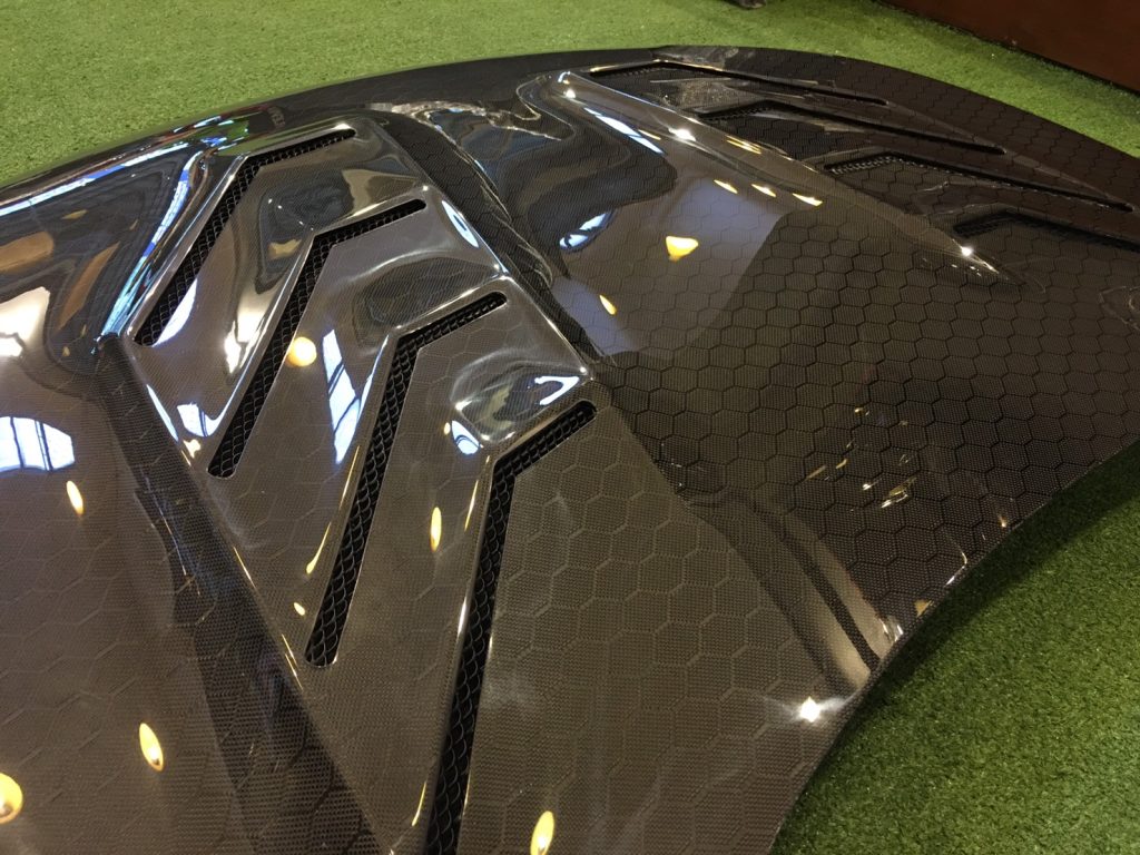 Honeycomb Carbon fiber hood: Lambor vented style for 9.5th gen Accord ...