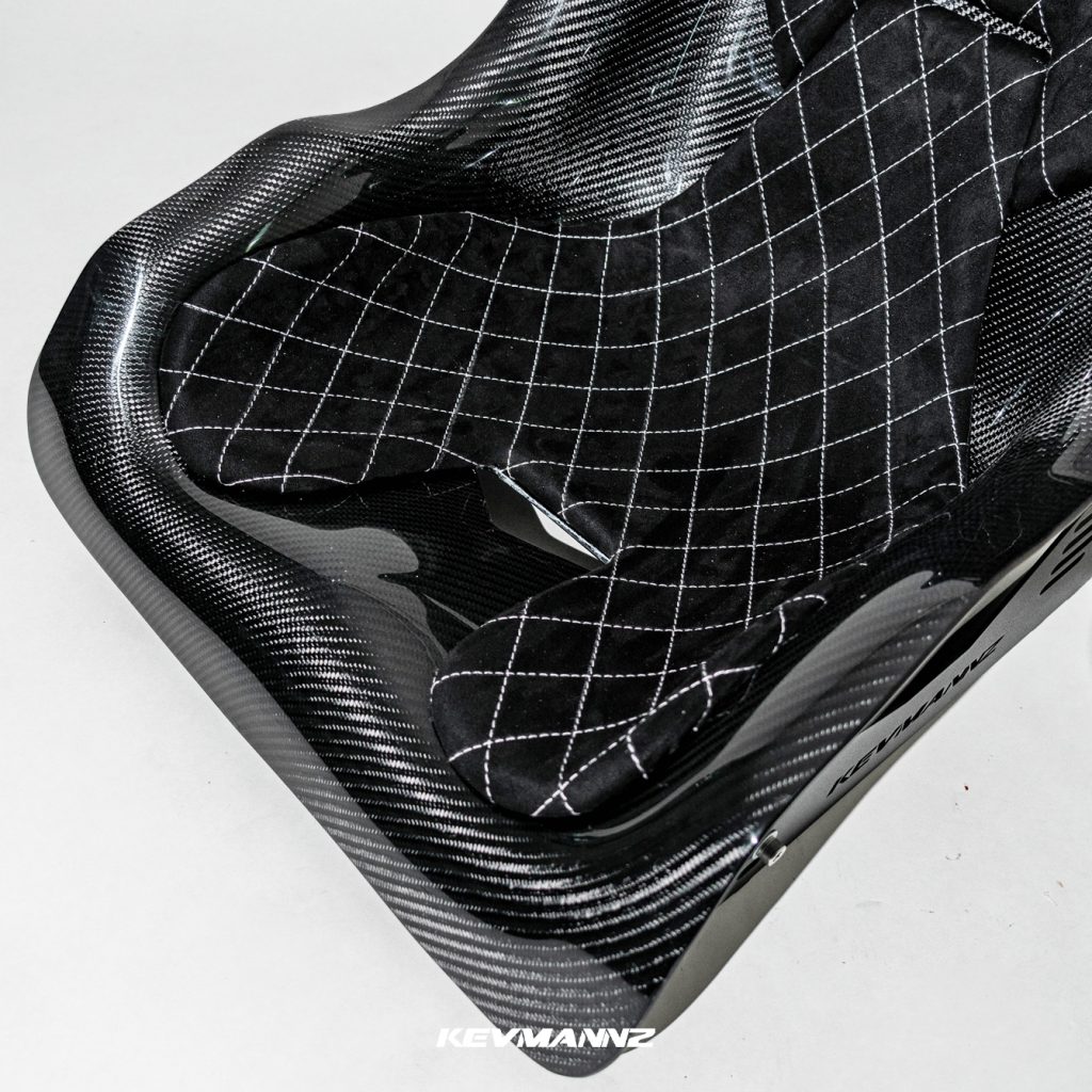 Carbon Fiber Seat V5 with Black Alcantara padding – white diamond ...