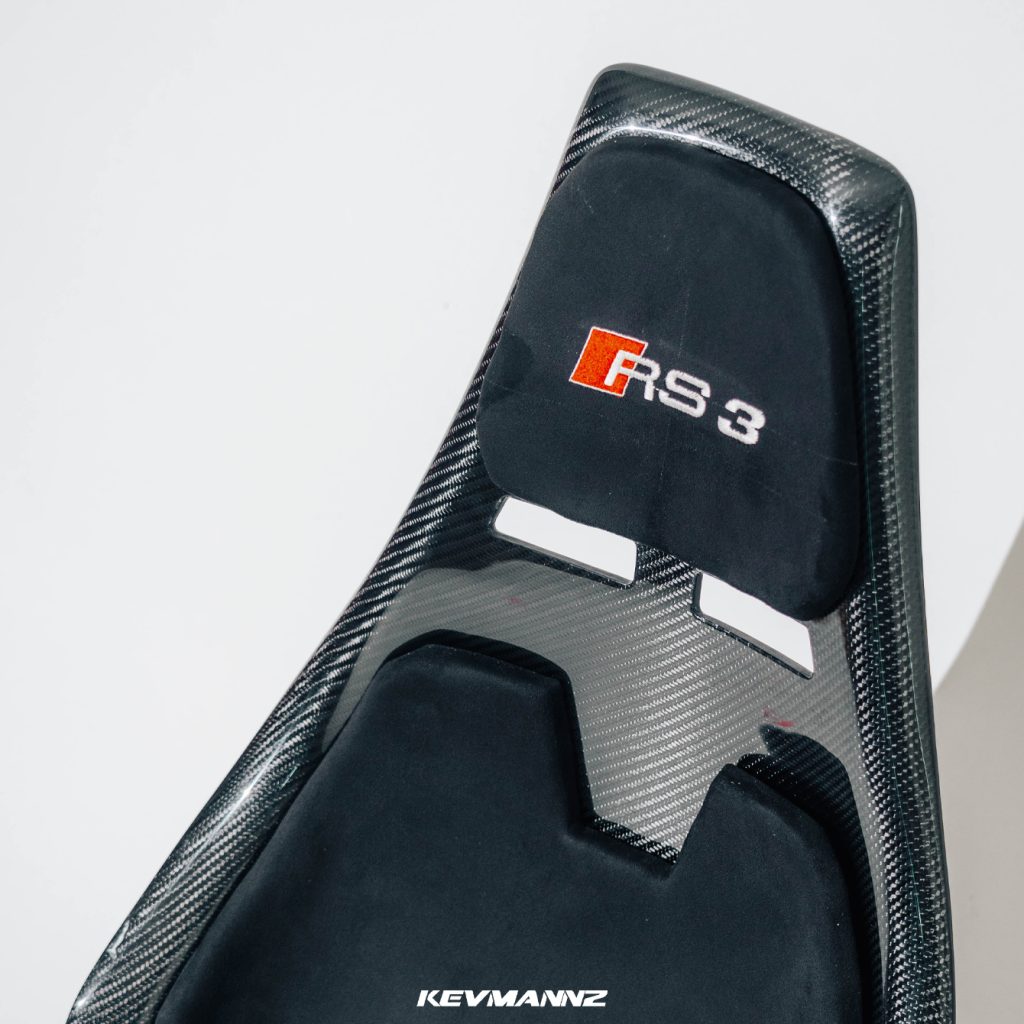 Carbon Fiber Seat V2 with Black Alcantara Padding and RS3 logo headrest ...