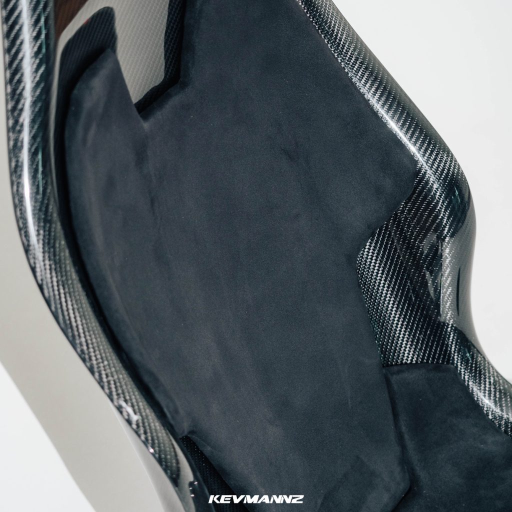 Carbon Fiber Seat V2 with Black Alcantara Padding and RS3 logo headrest ...